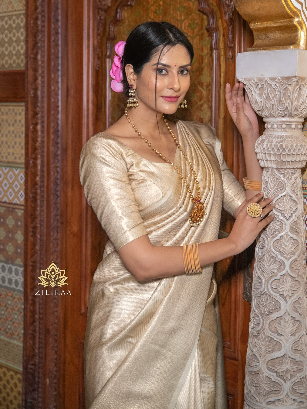 Ivory White Kanchipuram Silk saree – Zilikaa
